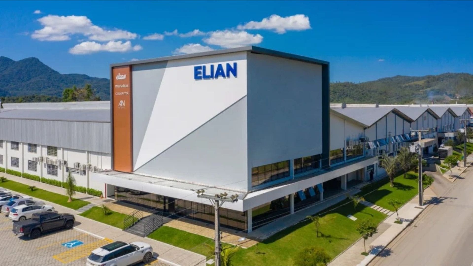 Grupo Elian anuncia abertura de 200 vagas em Canoinhas | Radio Clube de ...